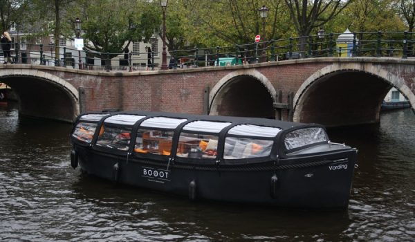 Boot Huren Amsterdam: de mooiste Sloepen en Leukste Arrangementen