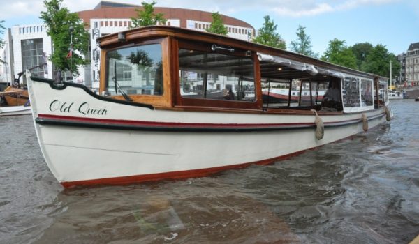 Salonboot Huren Amsterdam: de mooiste boten en de leukste uitjes